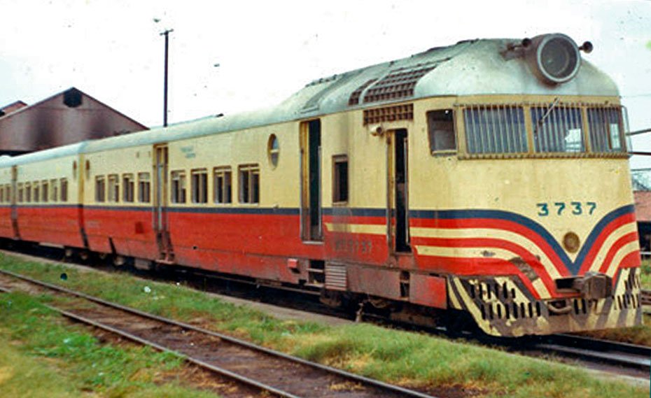 Aquel coche motor húngaro - SunchalesHoy